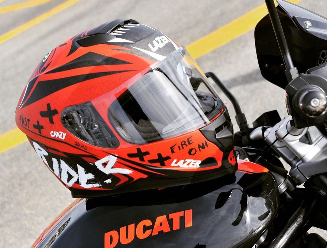 The 7 Different Types of Motorcycle Helmets With Pros & Cons
